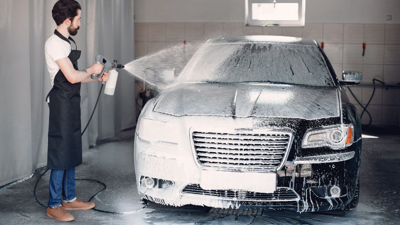 13 Tips for a Spotless Car Wash Every Time | Glacier Car & Dog Wash